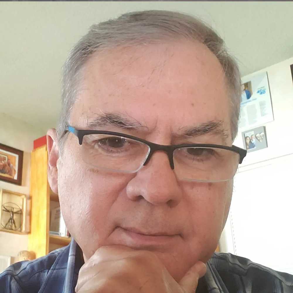 Dr. Thomas Agrait